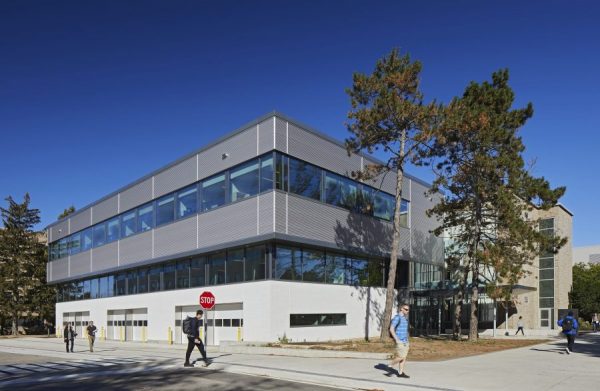 Diamond Schmitt's Hatch Centre opens at McMaster