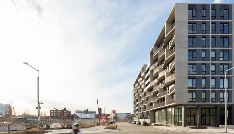 76554-preview_low_1317-19_76554_sc_v2com - Canadian Architect