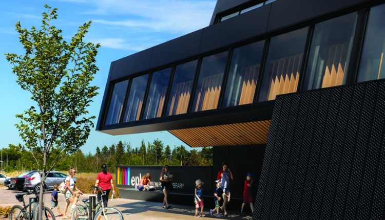 EL Capilano Library_Exterior 2 - Canadian Architect