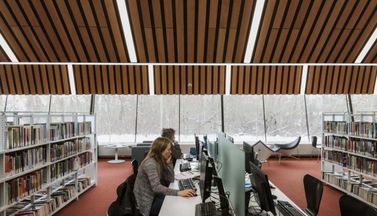 PA_Capilano Library_Interior 7 - Canadian Architect