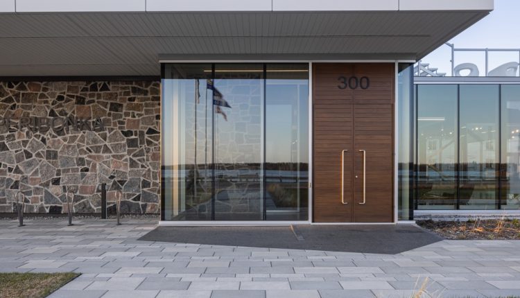 87098-main_7070-1_87098_sc_v2com - Canadian Architect