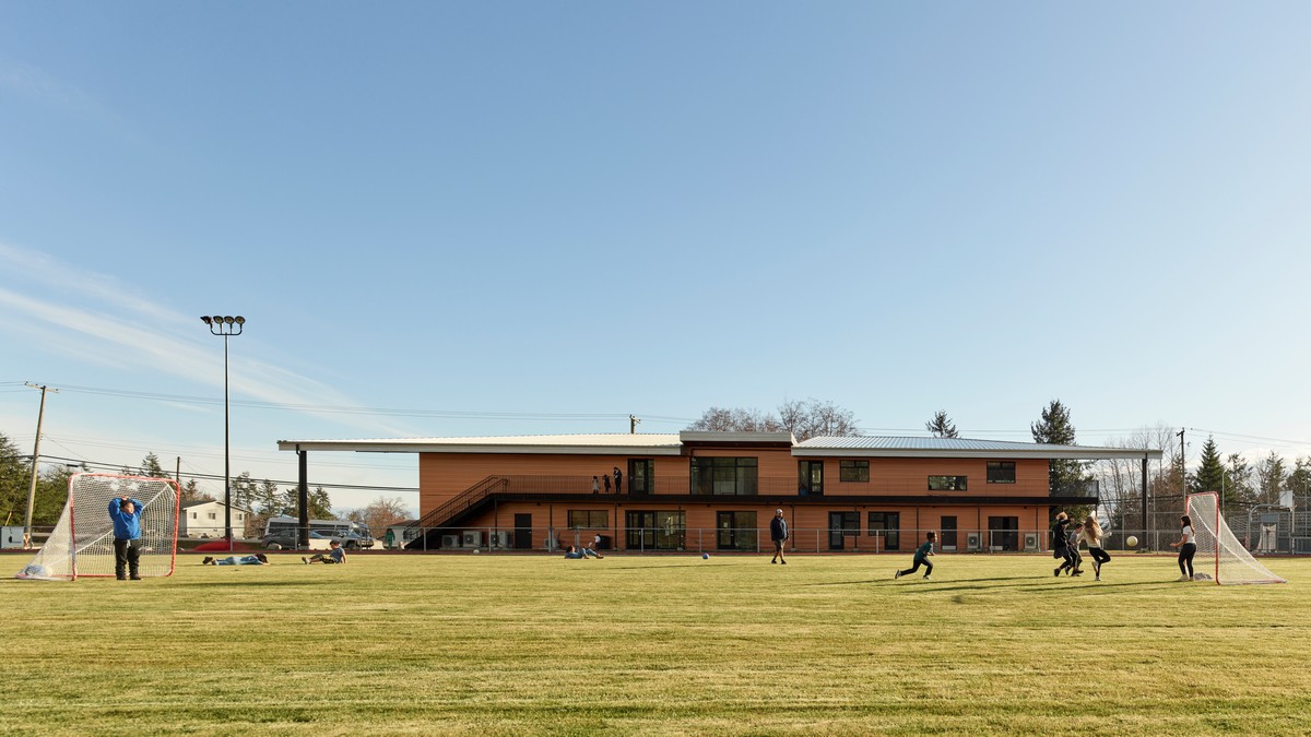 Tla'amin Fieldhouse - Canadian Architect