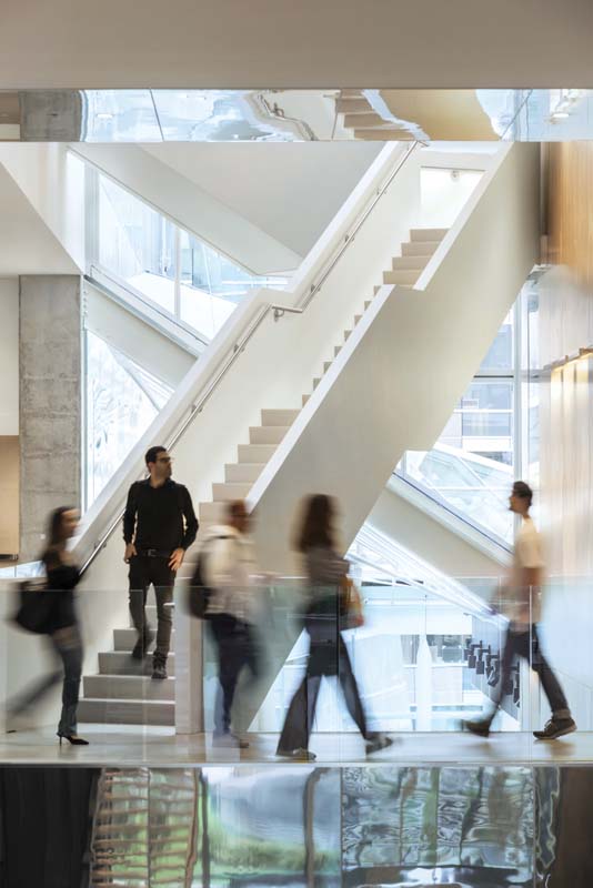 CV_HEC-H-DEMARAIS_ProvencherRoy_Ema Peter_Central Stair case 2 ...