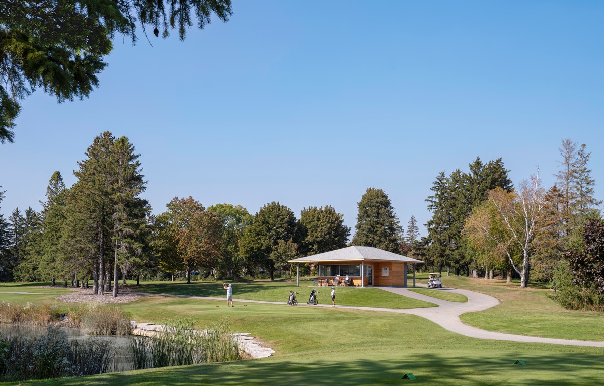 Golf Pavilion-01 - Canadian Architect