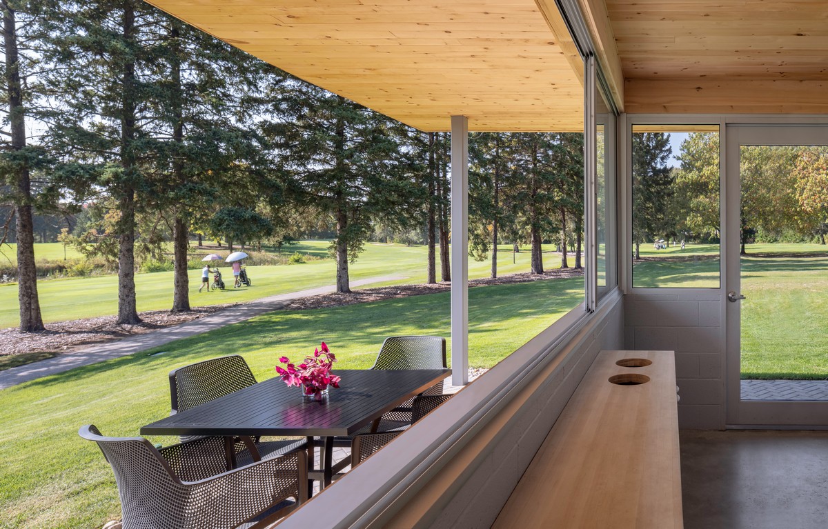 Golf Pavilion-06 - Canadian Architect