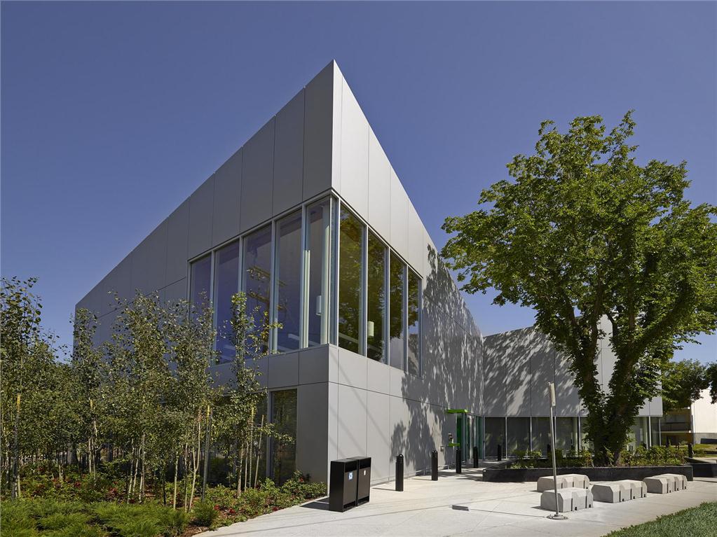Highlands Branch Library by Schmidt Hammer Lassen Architects opens